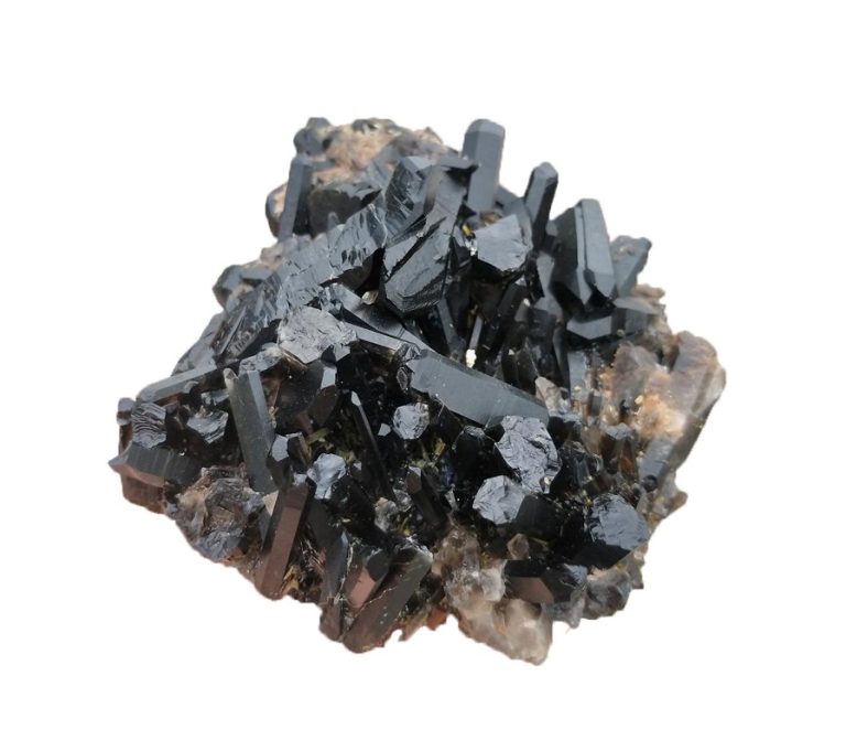 Black Gemstones: A Guide to These Dark Gems