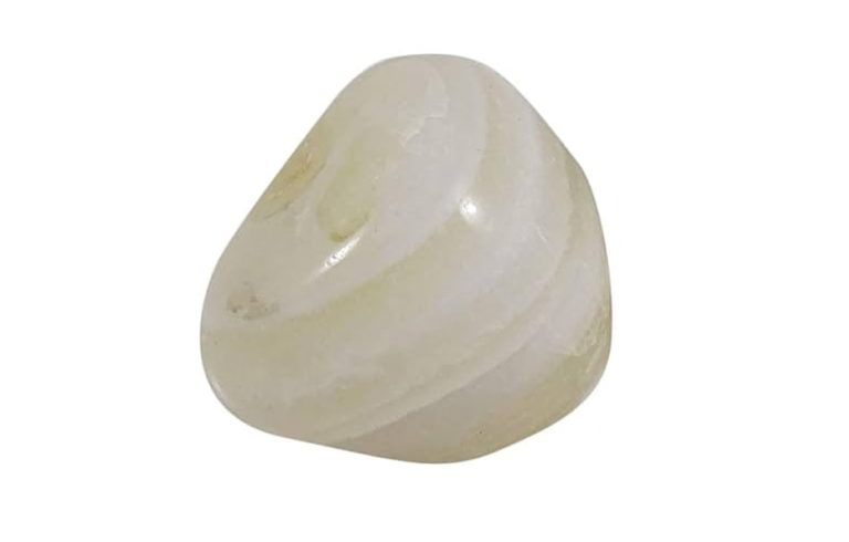 39 Types of White Gemstones: Properties, Uses and Benefits